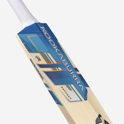Junior Cricket Bats | Lightweight Bats For Kids | Kookaburra